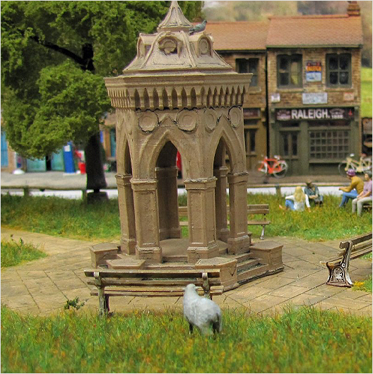 OO Scale | Memorial / Folly — Model Railway Scenes