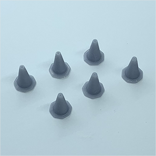 OO Scale | Traffic Cone - Type 1 (6 pack) — Model Railway Scenes